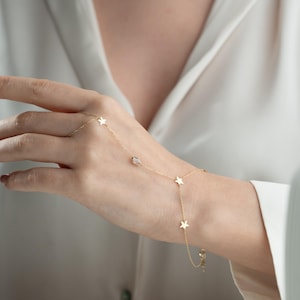 Star Hand Chain Bracelet,14k Gold Hand Chain, Celestial , Star Charm ...