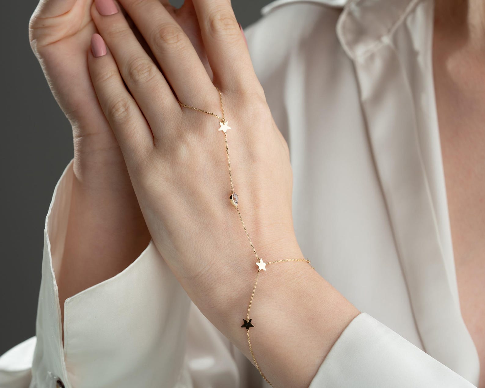 Star Hand Chain Bracelet,14k Gold Hand Chain, Celestial , Star Charm ...