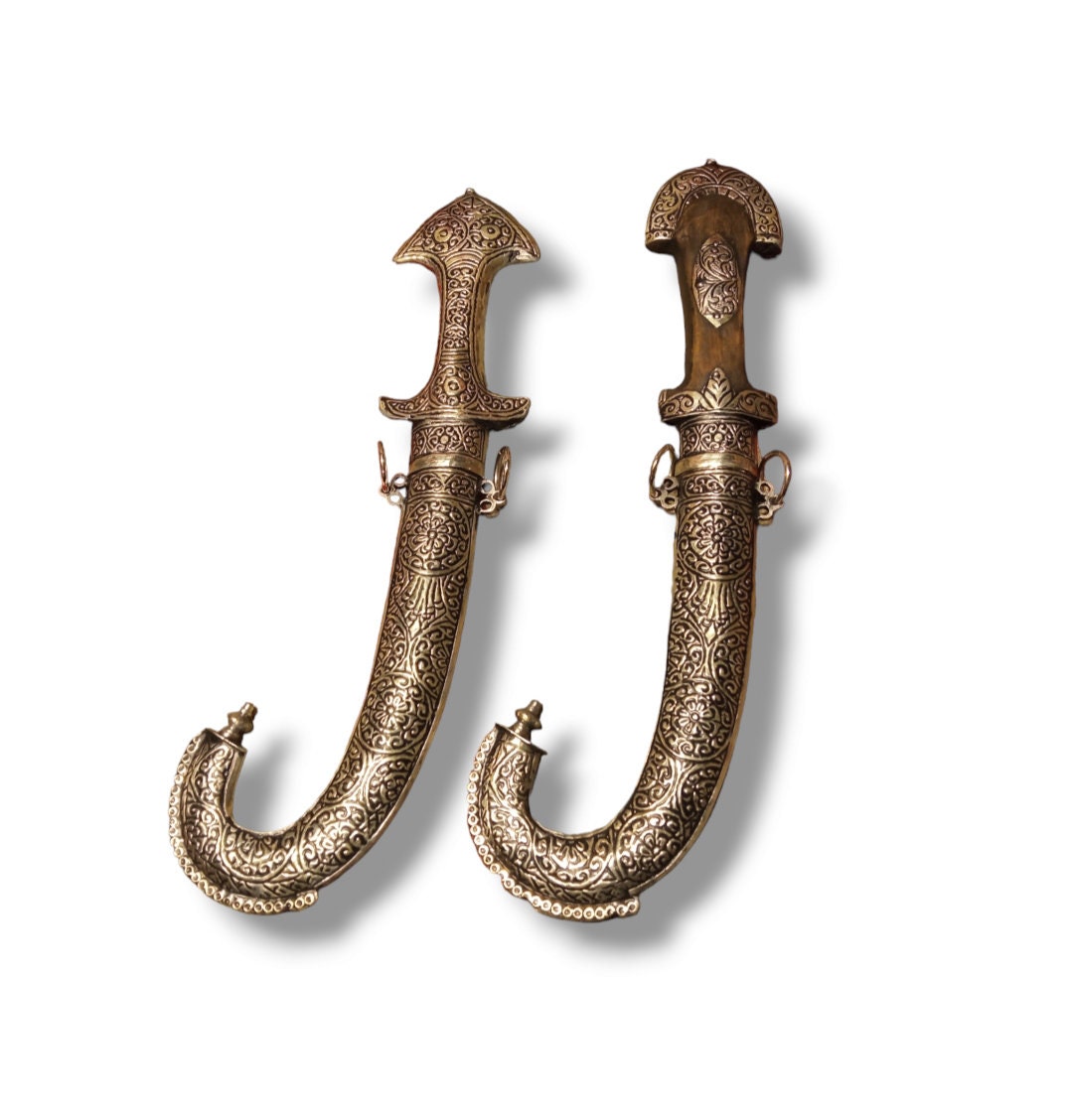 The Elegance of the Moroccan Koummya Dagger Moroccan Koummya ...