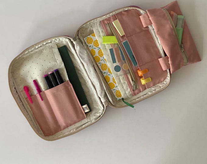Canvas Organizer Journal Case With Zipper, Art Bag for Sketchbooks ...