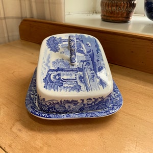 Spode, England Vintage 2000-2008 Wedge-shaped Covered Cheese Dish With ...
