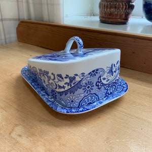 Spode, England Vintage 2000-2008 Wedge-shaped Covered Cheese Dish With ...