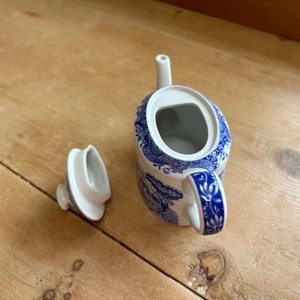 Spode in Miniature, England Vintage 2000-2005 Miniature Teapot in Blue ...