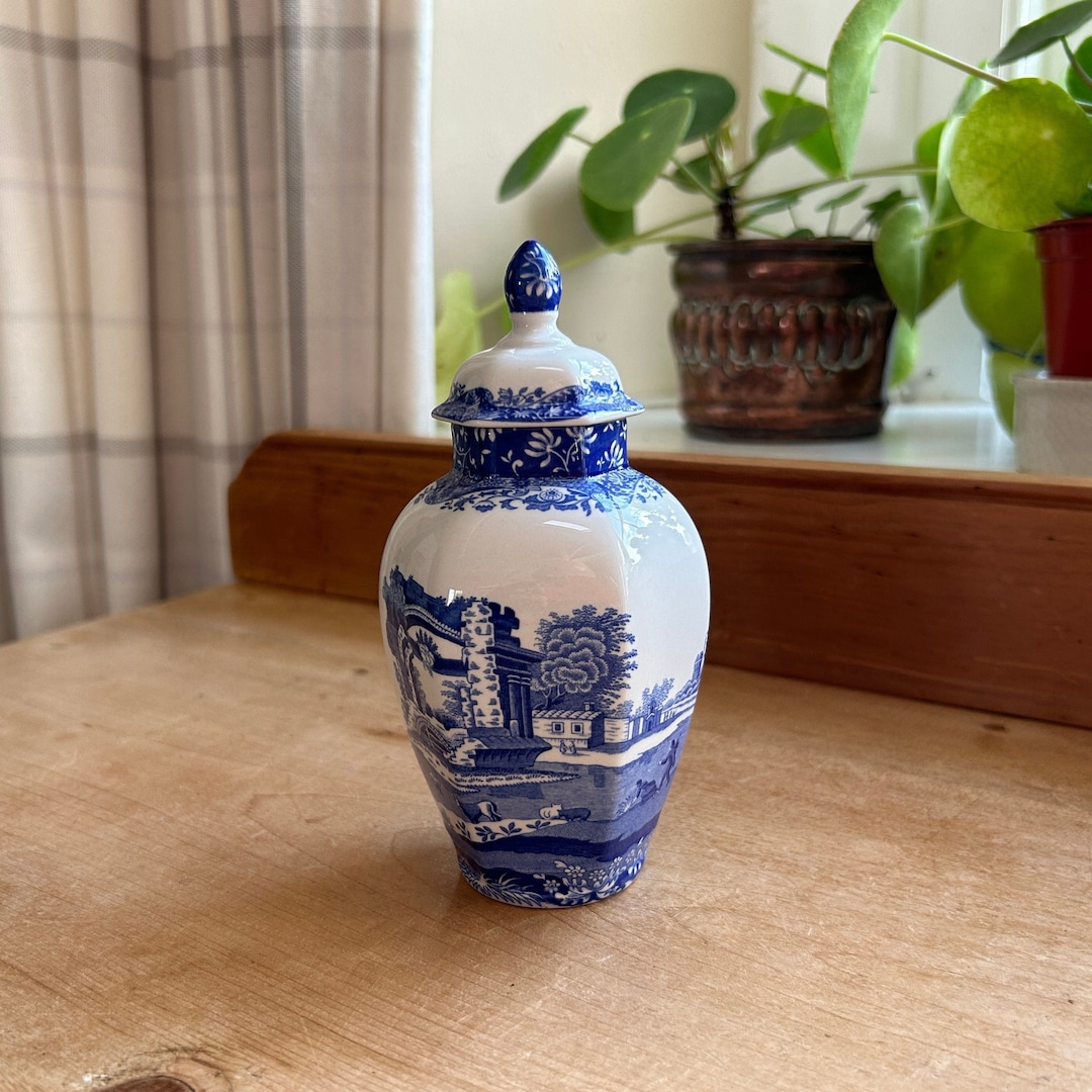 Spode in Miniature, England Vintage 2001 Miniature Covered Ginger Jar ...