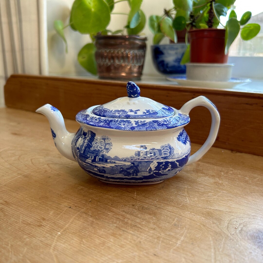 Spode, England Vintage 2000 Smaller 0.28L 0.5pt Teapot With Relief Oak ...