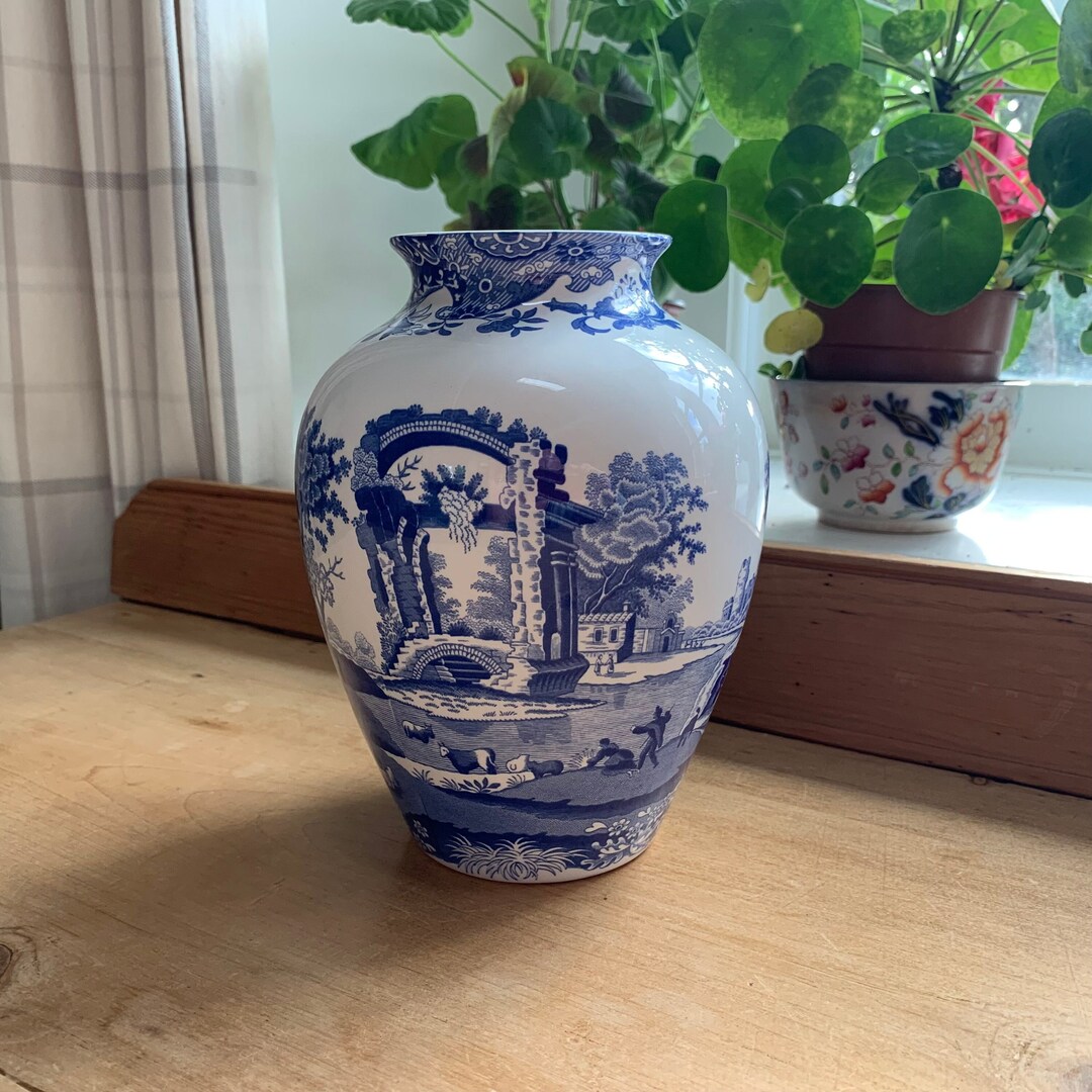 Spode, England Vintage 2002 Medium Ovoid Vase With Turned Rim in Blue ...