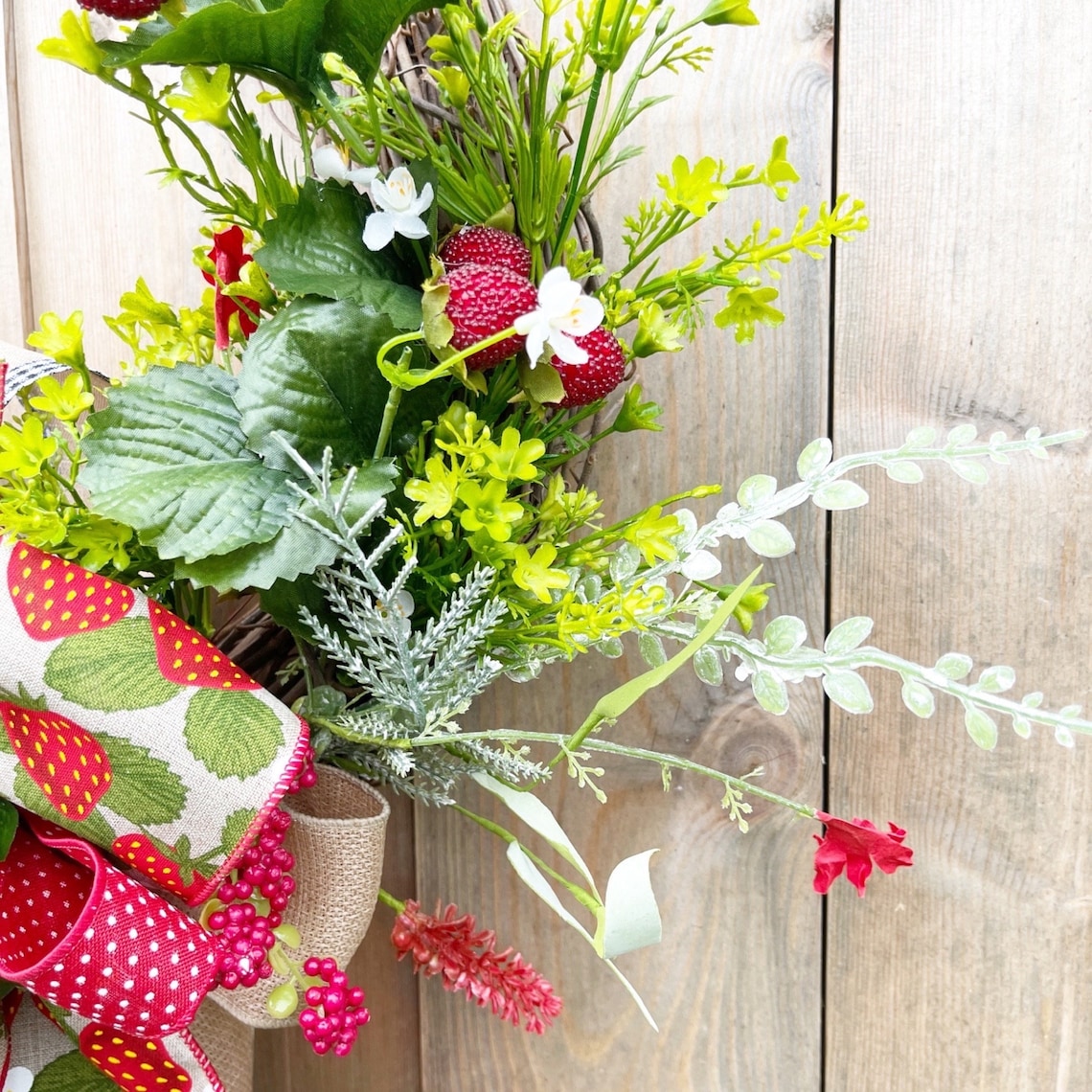 Strawberry Wreath for Front Door Fruit Wreath for Kitchen - Etsy