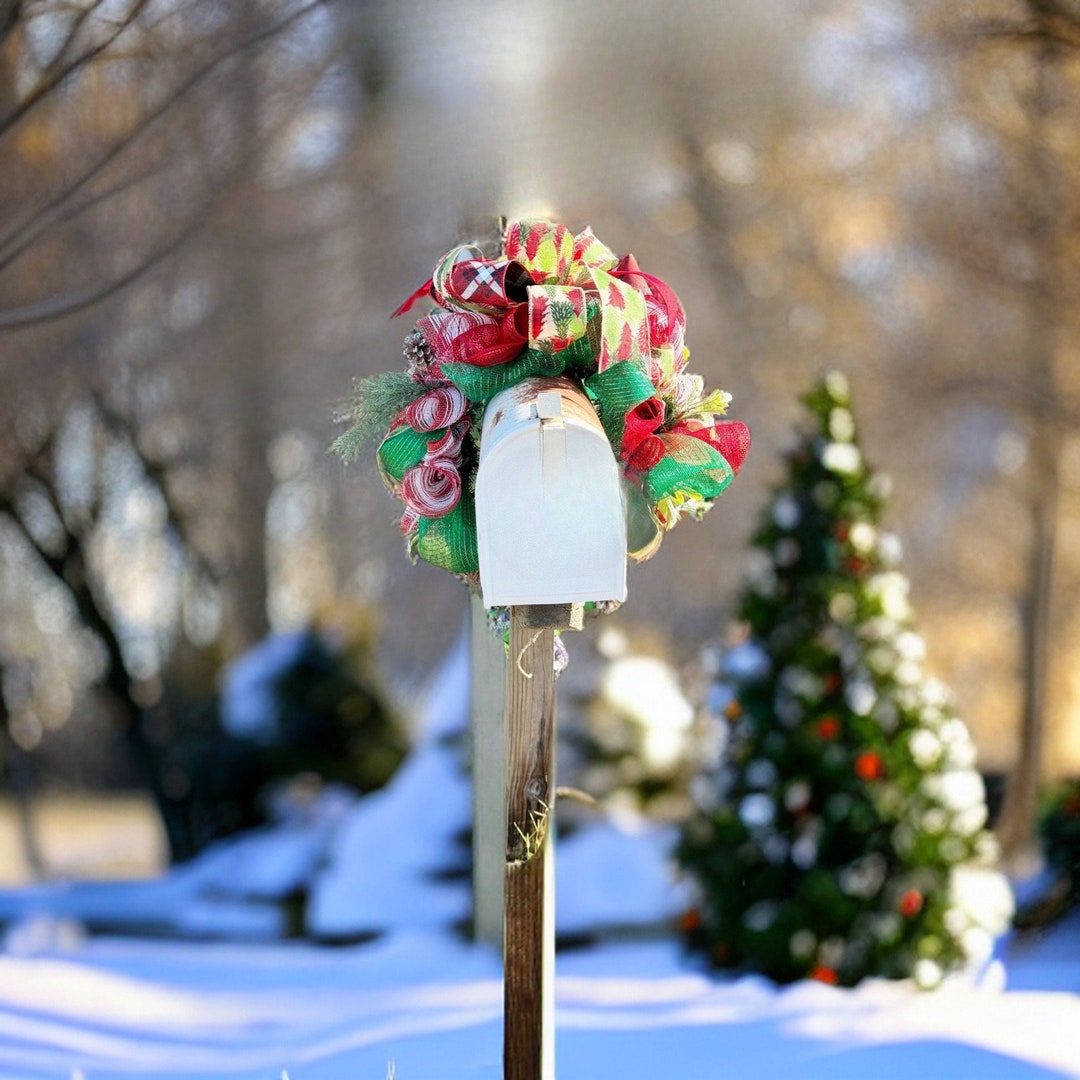 Christmas Mailbox Topper , Seasonal Mailbox Swag, Holiday Lantern Swag ...