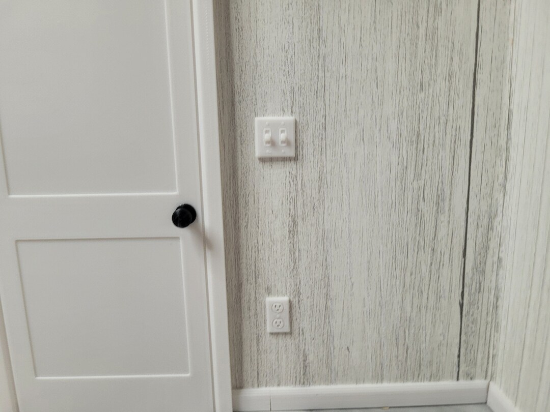 Dollhouse Miniatures/diorama Decor: Set of White Outlet & Light ...