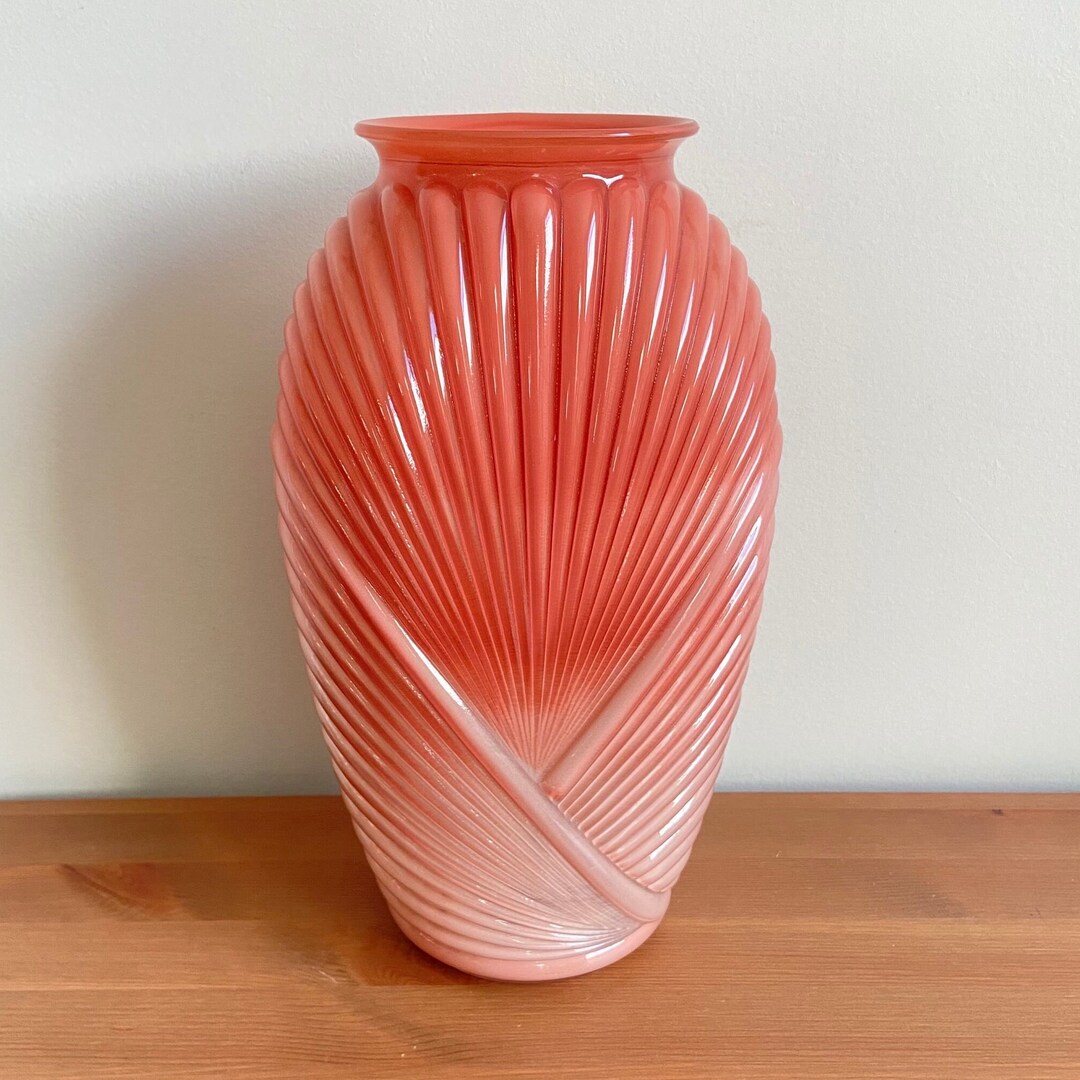 Vintage Art Deco Large Pink Vase - Folded Fabric Looking Glass Vase ...