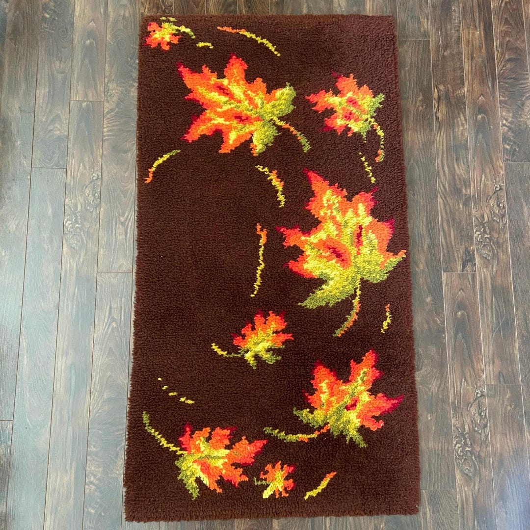 Vintage Brown Hook and Latch Fall Leaves Rug / Wall Hanging - 52” Tall ...