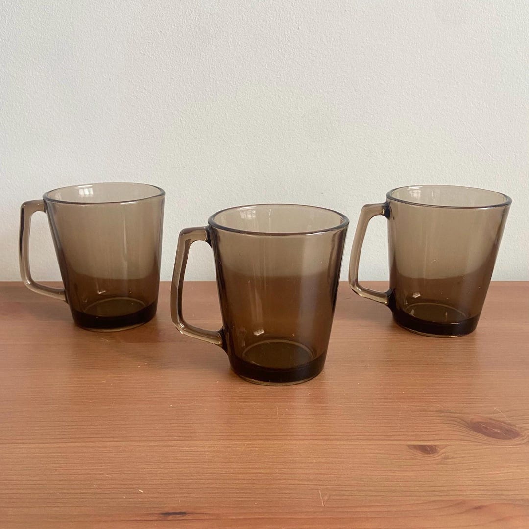 Vintage Pyrex Smokey Glass Mugs 4 T X 3.5 W Dark Glass Drinking Glasses ...