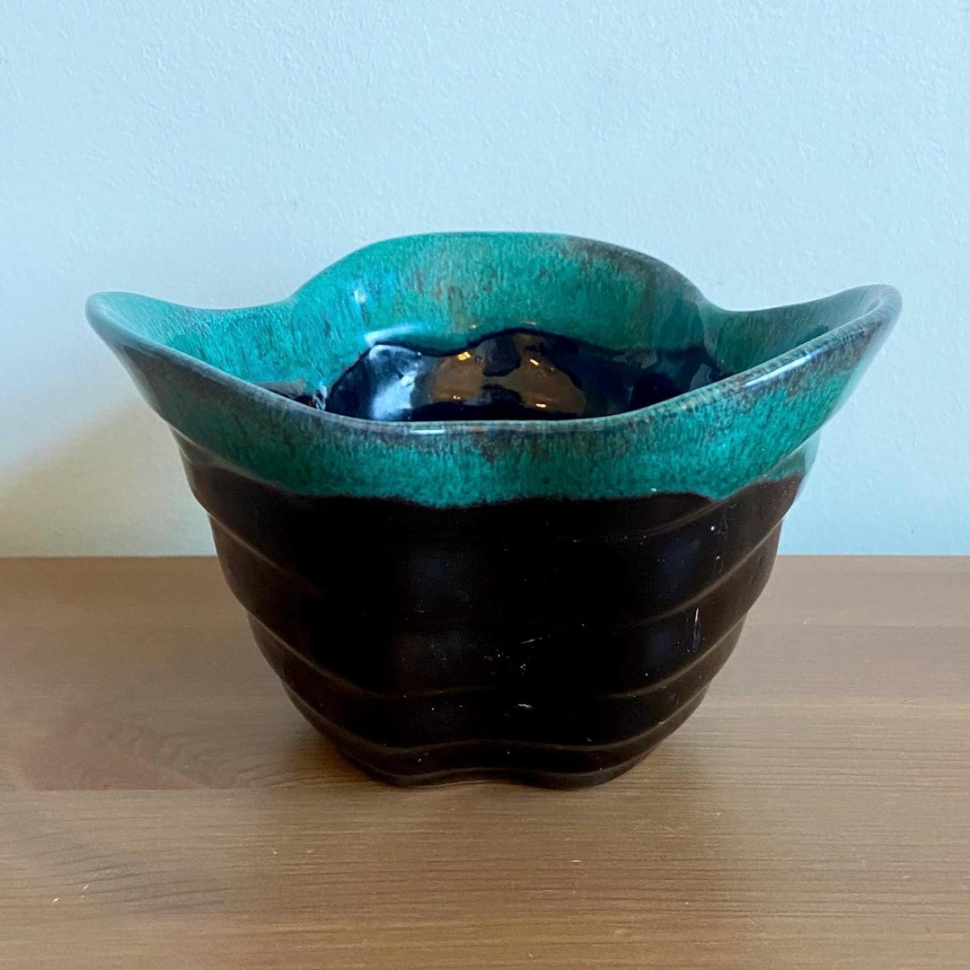 Vintage Blue Mountain Pottery Catch All Bowl - BMP - 6” W X 4” T ...