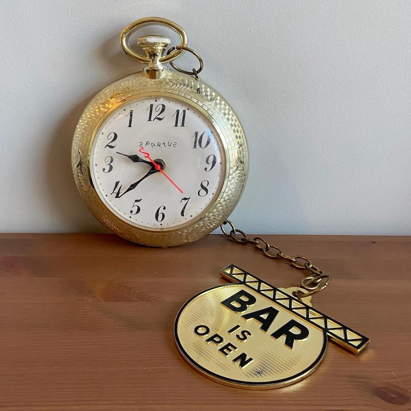 Reverse Clock - Etsy