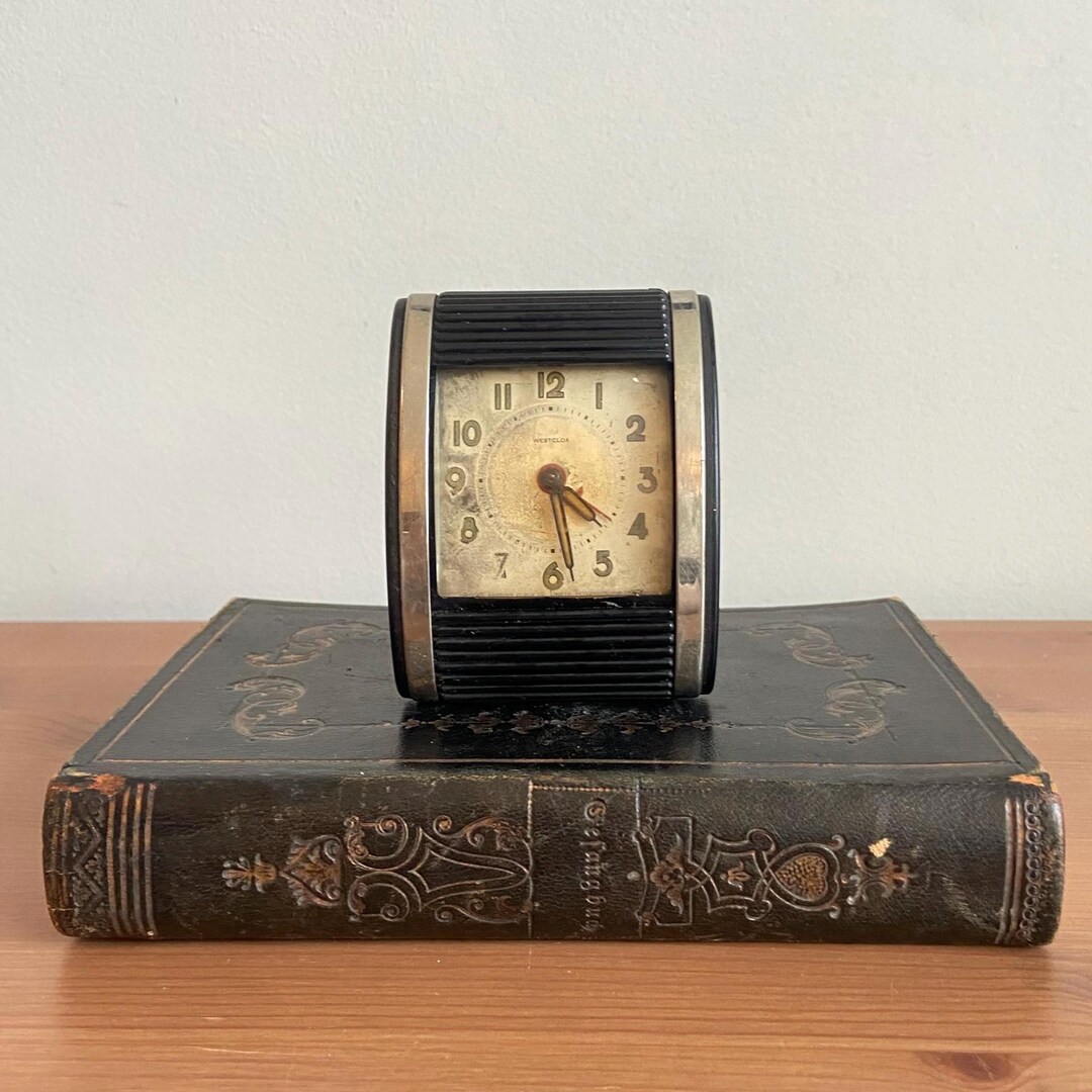 Vintage 1970s Travel Alarm Clock: Retro Collectible (not Tested) - Etsy