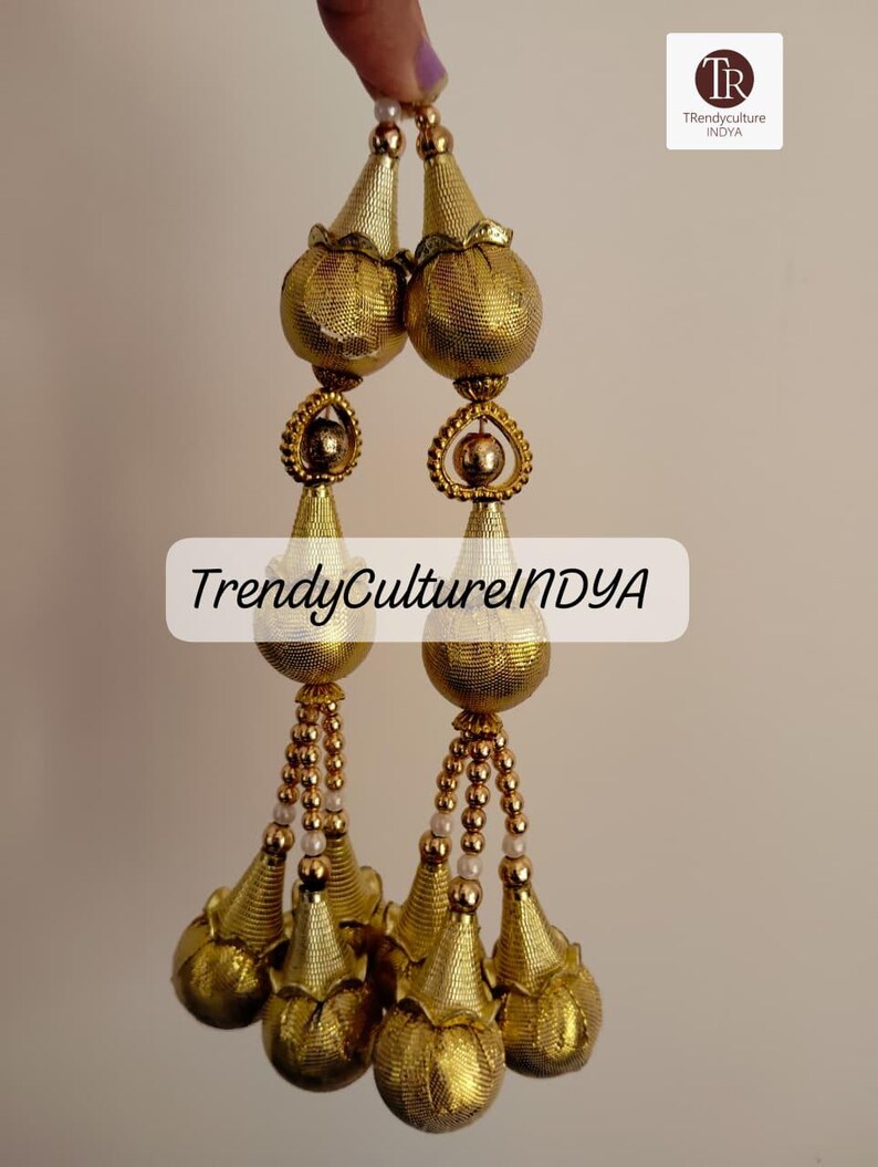 Navratri Garba Skirt: 10+ Meter Rayon Cotton Ghagra With Lampi Lace - Etsy