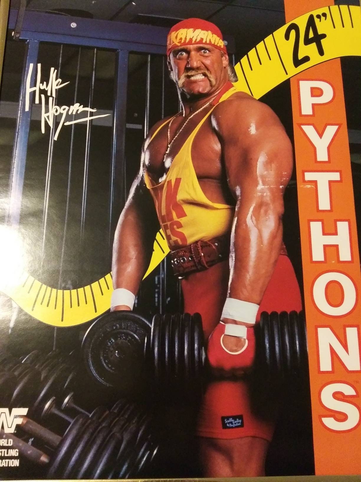 Anyone else remember this? Could be seen just off the Cedar-Riverside ...