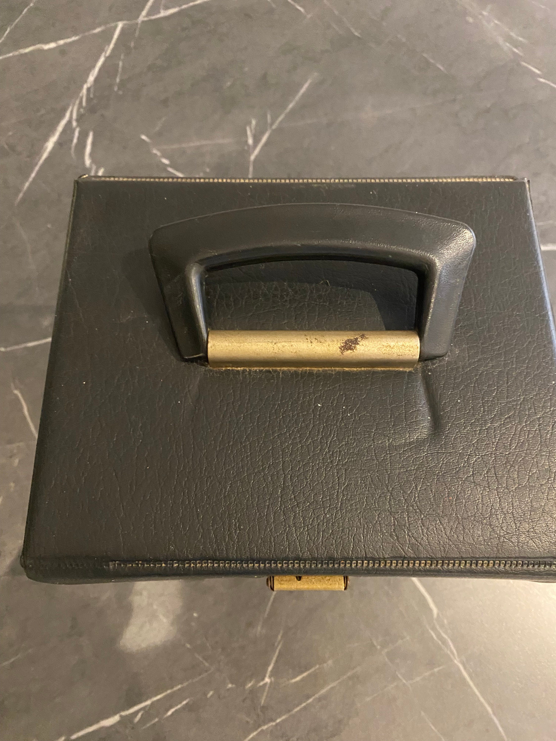 Vintage 1970s 7 Record Case in Black - Etsy