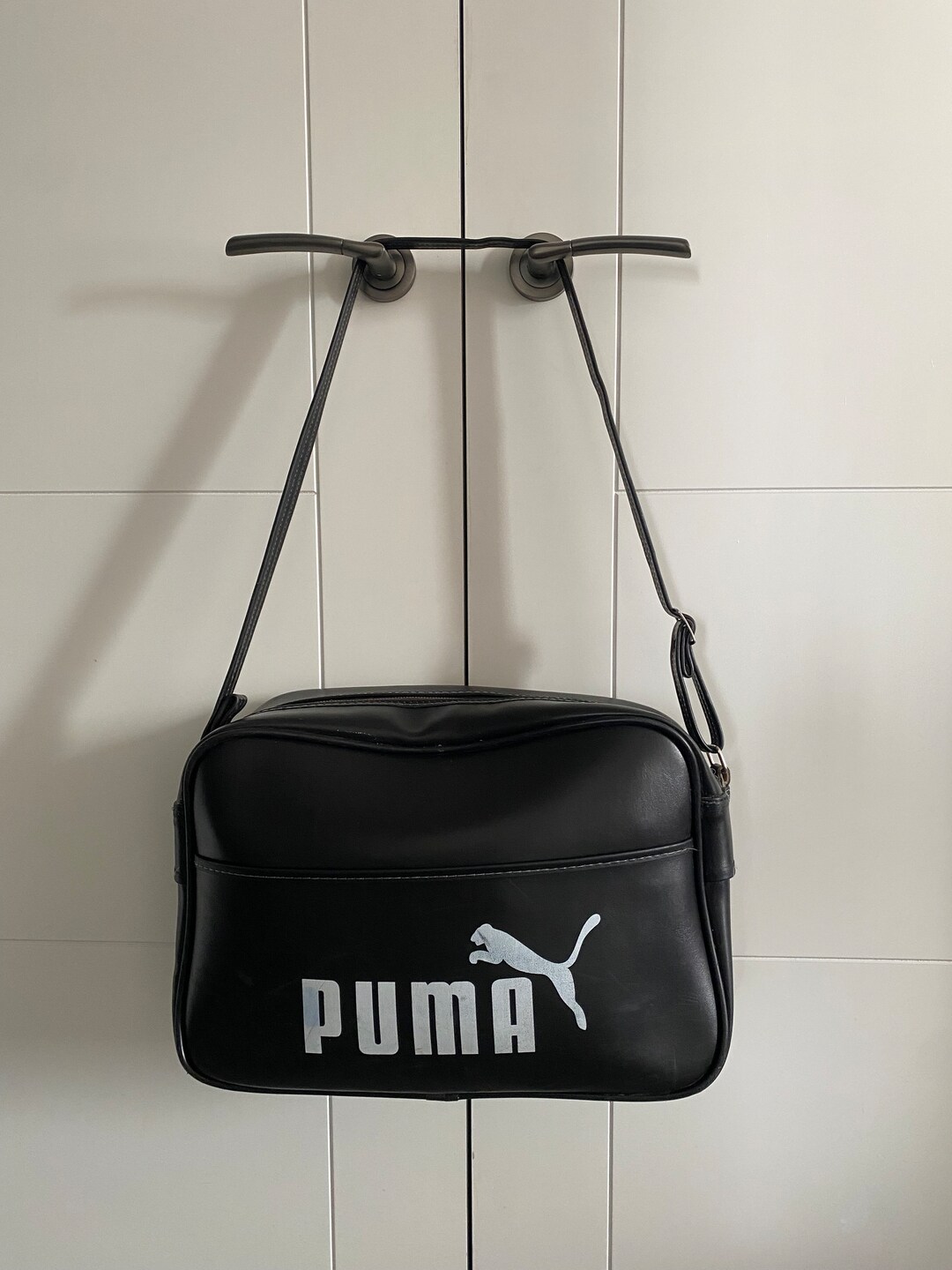 Vintage 1970’s Puma Messenger / Flight / Sports Bag . Finished in Black ...