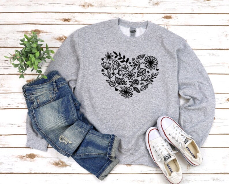 Floral Heart SVG and PNG Cut Files Digital Download Floral Shirt Svg ...