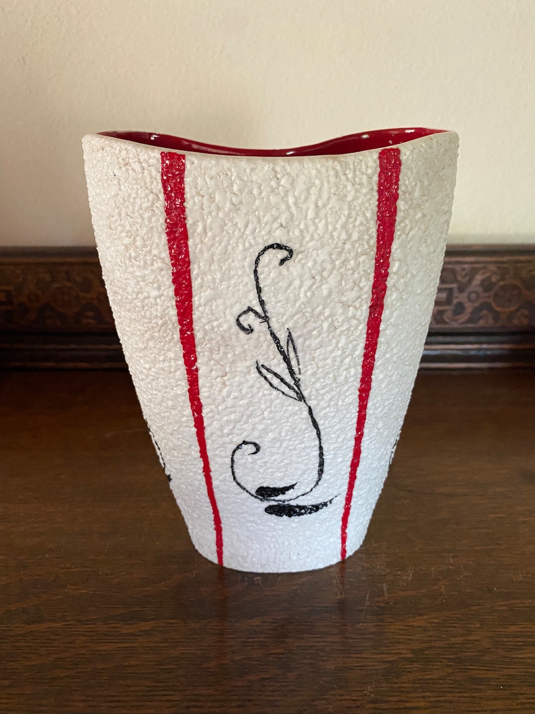 1950’s Crown Devon Textured Vase - Etsy