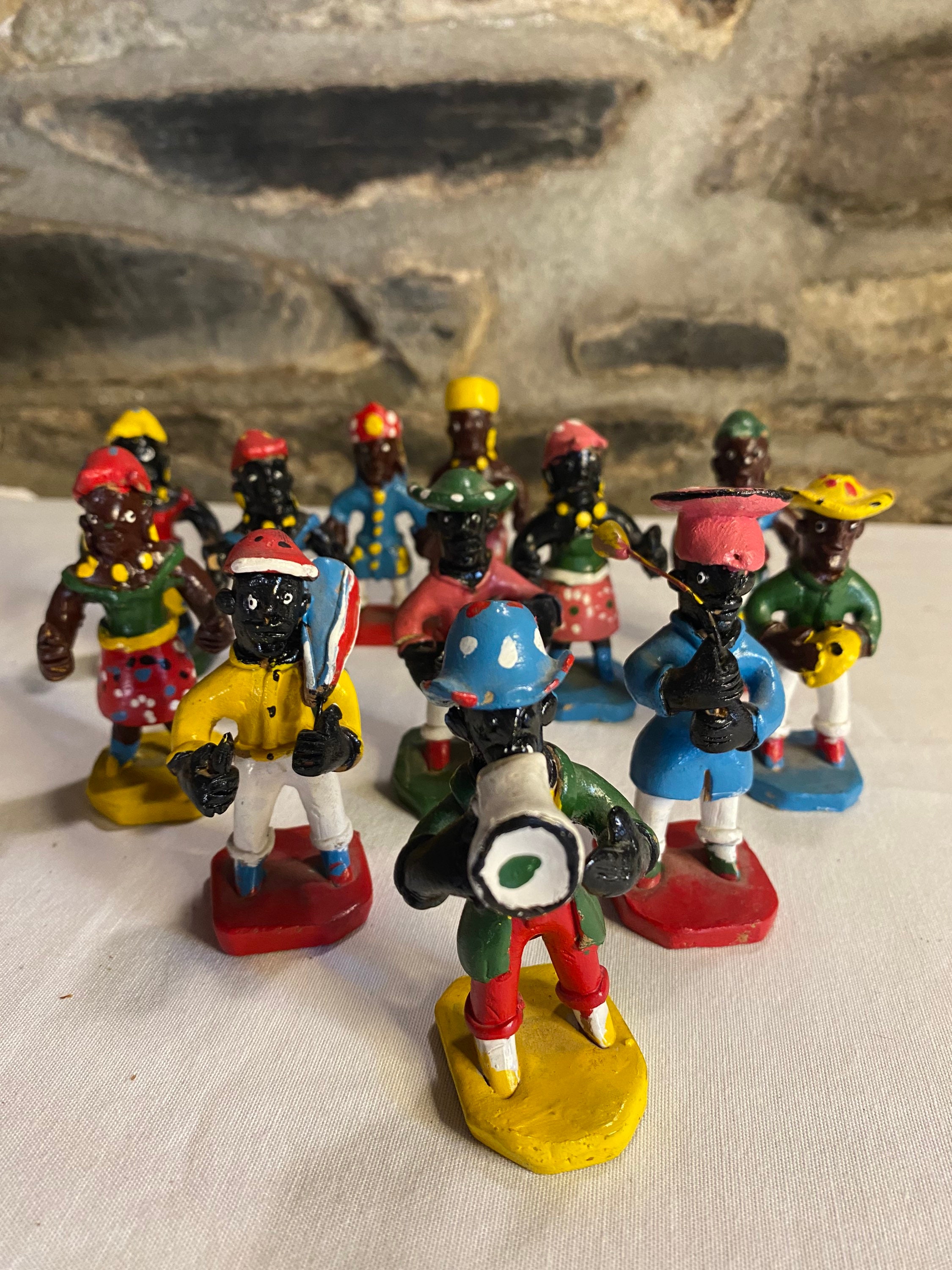 Eleven Vintage 1950’s Brazilian Folk Art Figures - Etsy