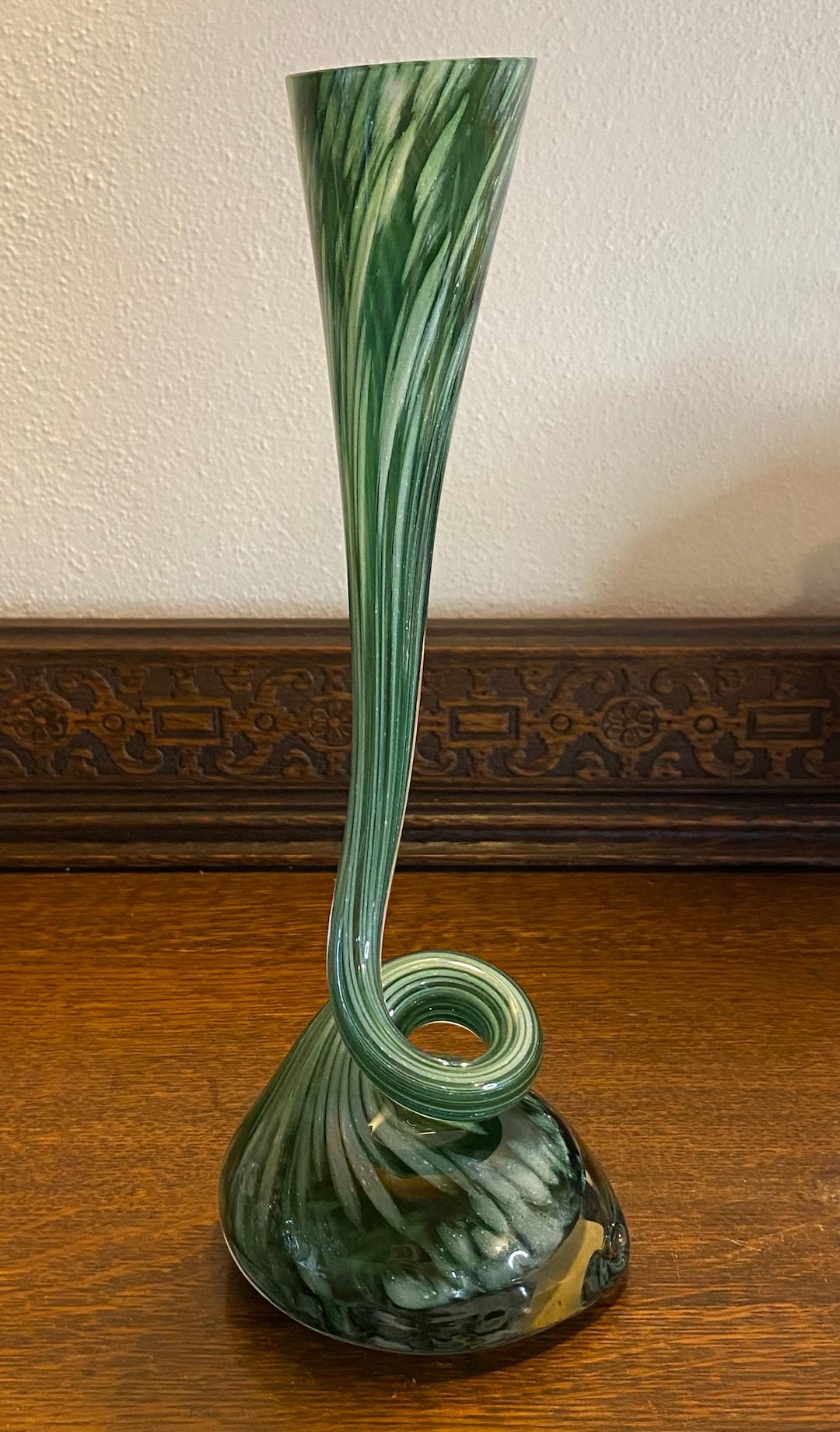 Vintage Art Glass Makora Krosno Style Polish Green Corkscrew Bud Vase ...