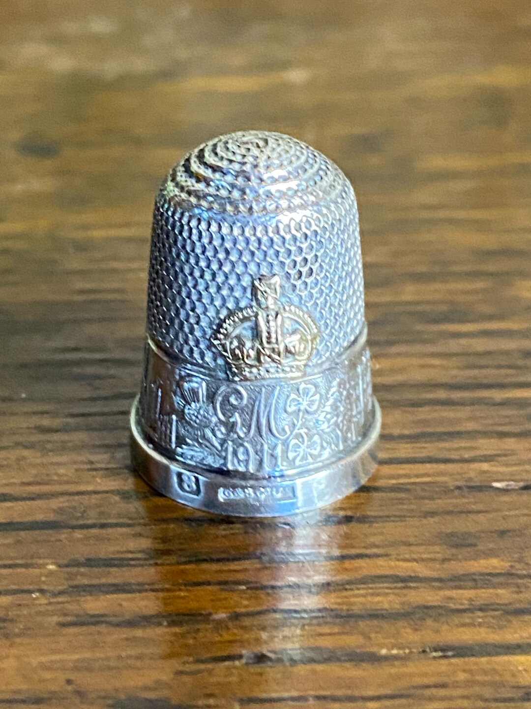 Antique Silver & Gold Commemorative Thimble King George V Coronation ...
