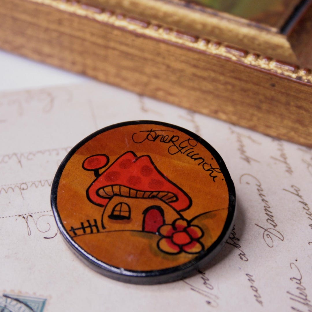 Fairy House Toadstool Brooch, Vintage Wooden Hand Painted Brooch - Etsy