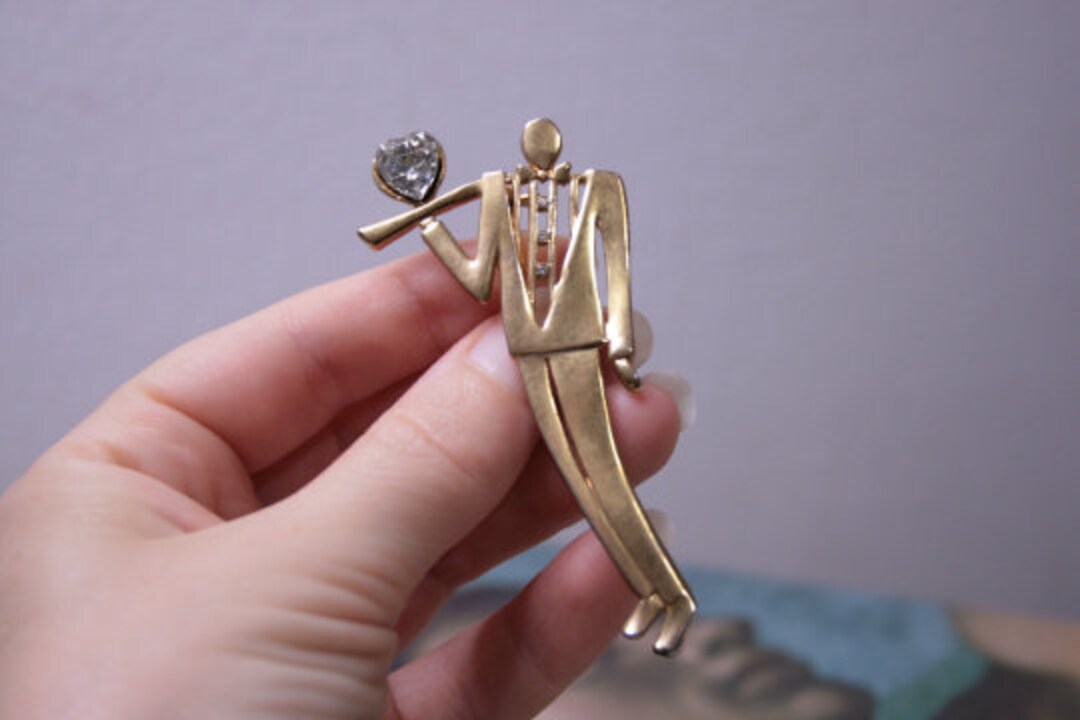 Gold Tone Man in Tuxedo Brooch Vintage Man With Heart in Hand ...