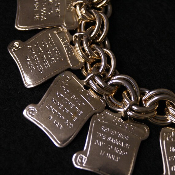 Chunky gold tone ten commandments charm bracelet Vint… - Gem