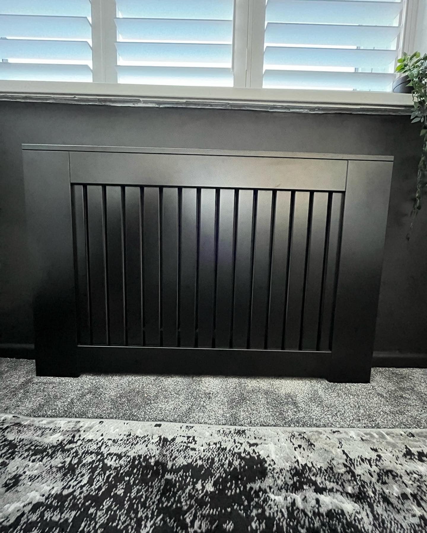 Black Darcey Radiator Cover - Vertical Slats Black Radiator Cover - Etsy UK