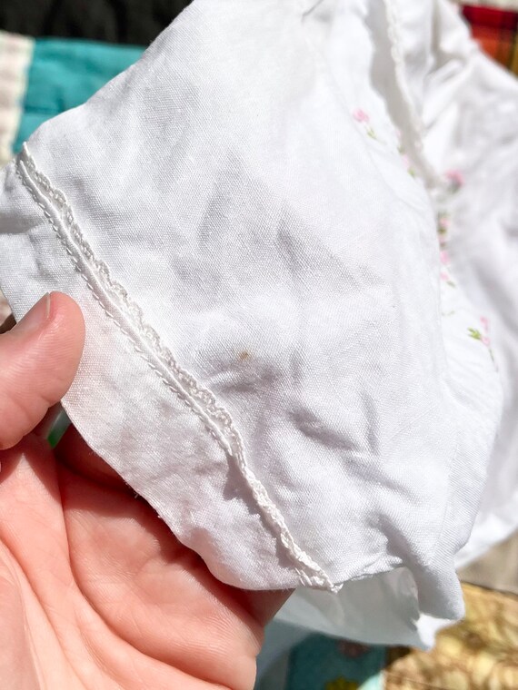 12M vintage 50’s/60’s White Cotton Button Down Floral - Gem