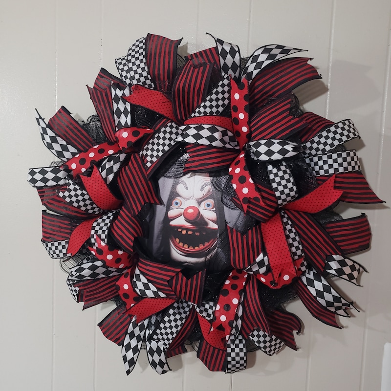 Scary Clown Wreaths - Etsy