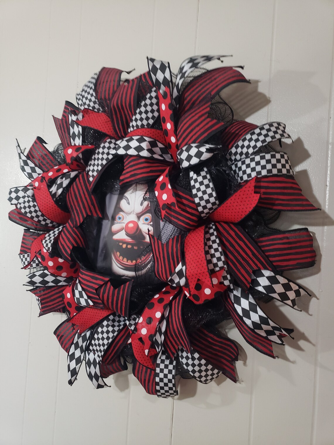 Scary Clown Wreath, Halloween Wreath, Halloween Front Door Wreath - Etsy