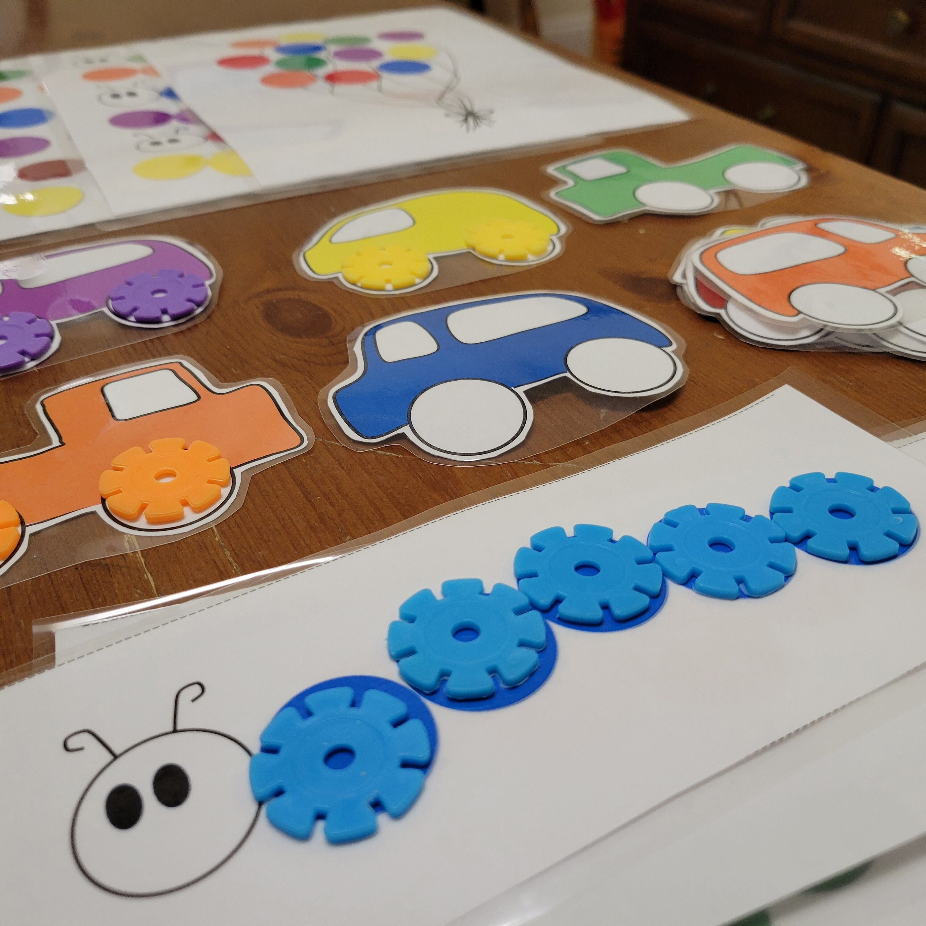 Roll-a-match Dice and Disc Game / Pre-k and Kindergarten Game ...