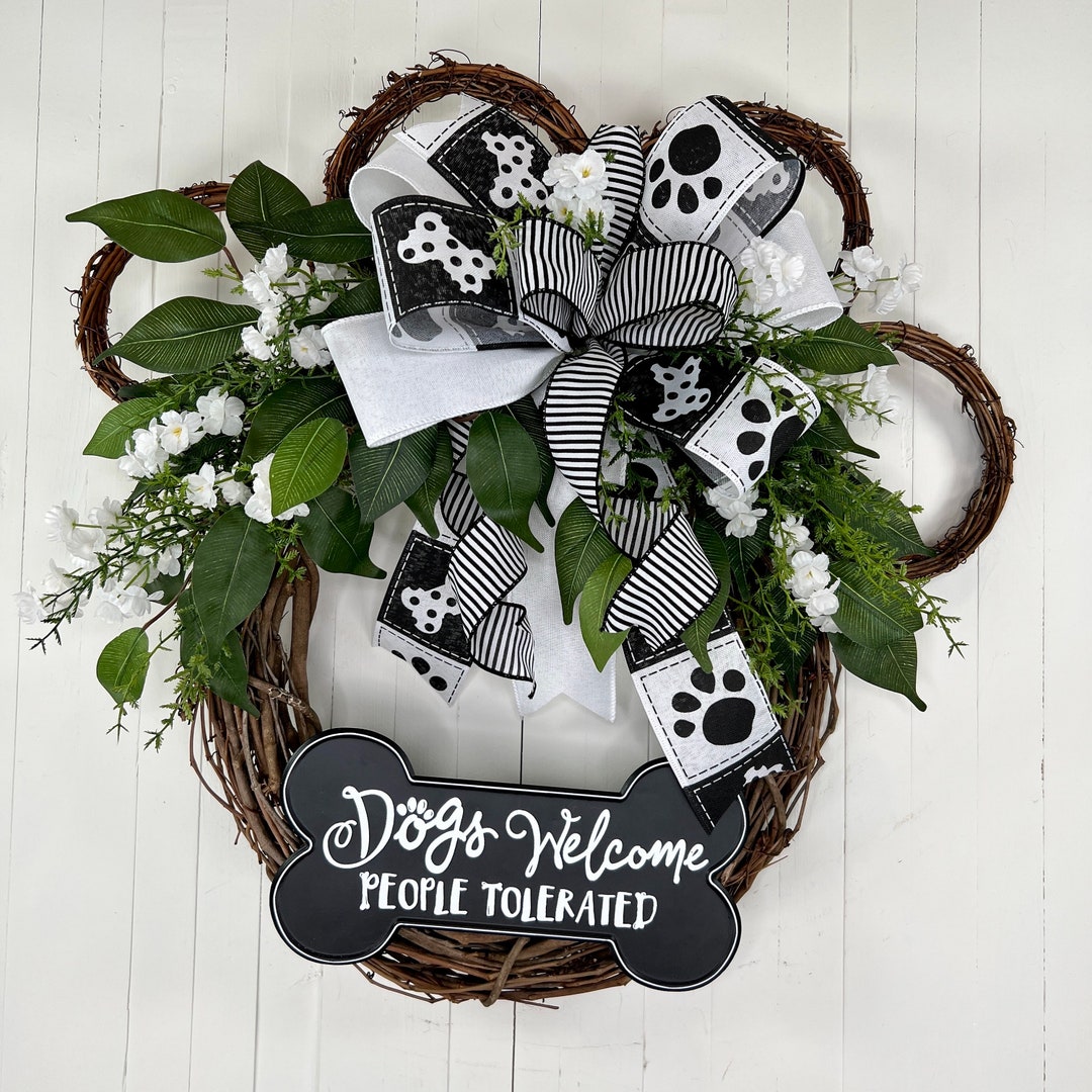 Dog Paw Wreath With Flowers for Front Door or Home, Grapevine Dog ...