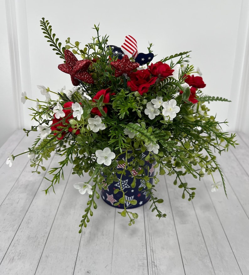 Summer Red White Blue Rustic Centerpiece | Patriotic Floral Arrangement ...