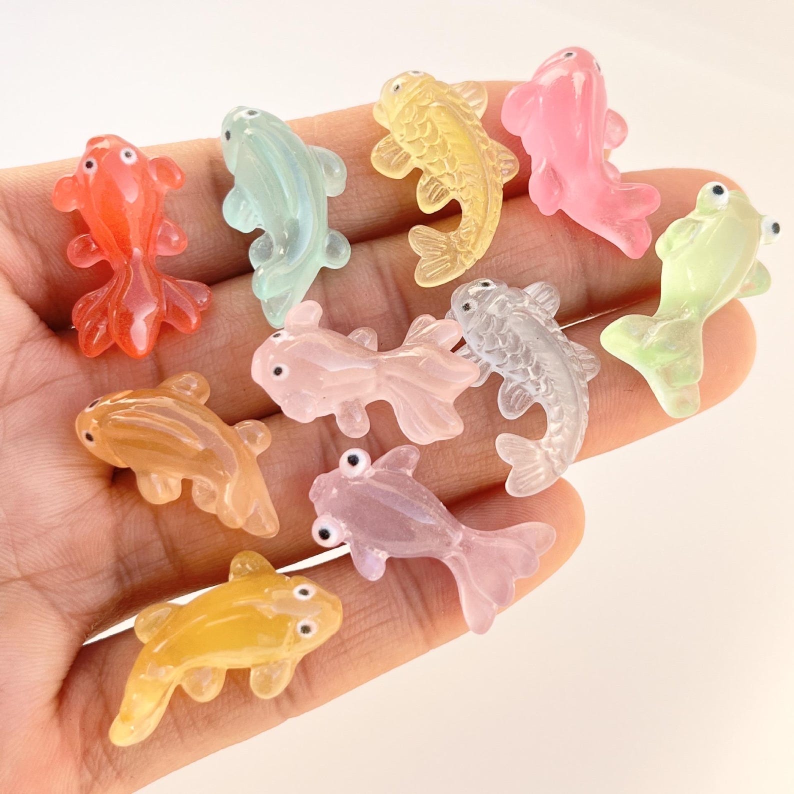 Mixed Glow in the Dark Cute Fish Charm Resin Fluorescent Cabochon DIY ...
