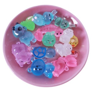 Mixed Glow in the Dark Cute Animals Charm Resin Resin Fluorescent ...