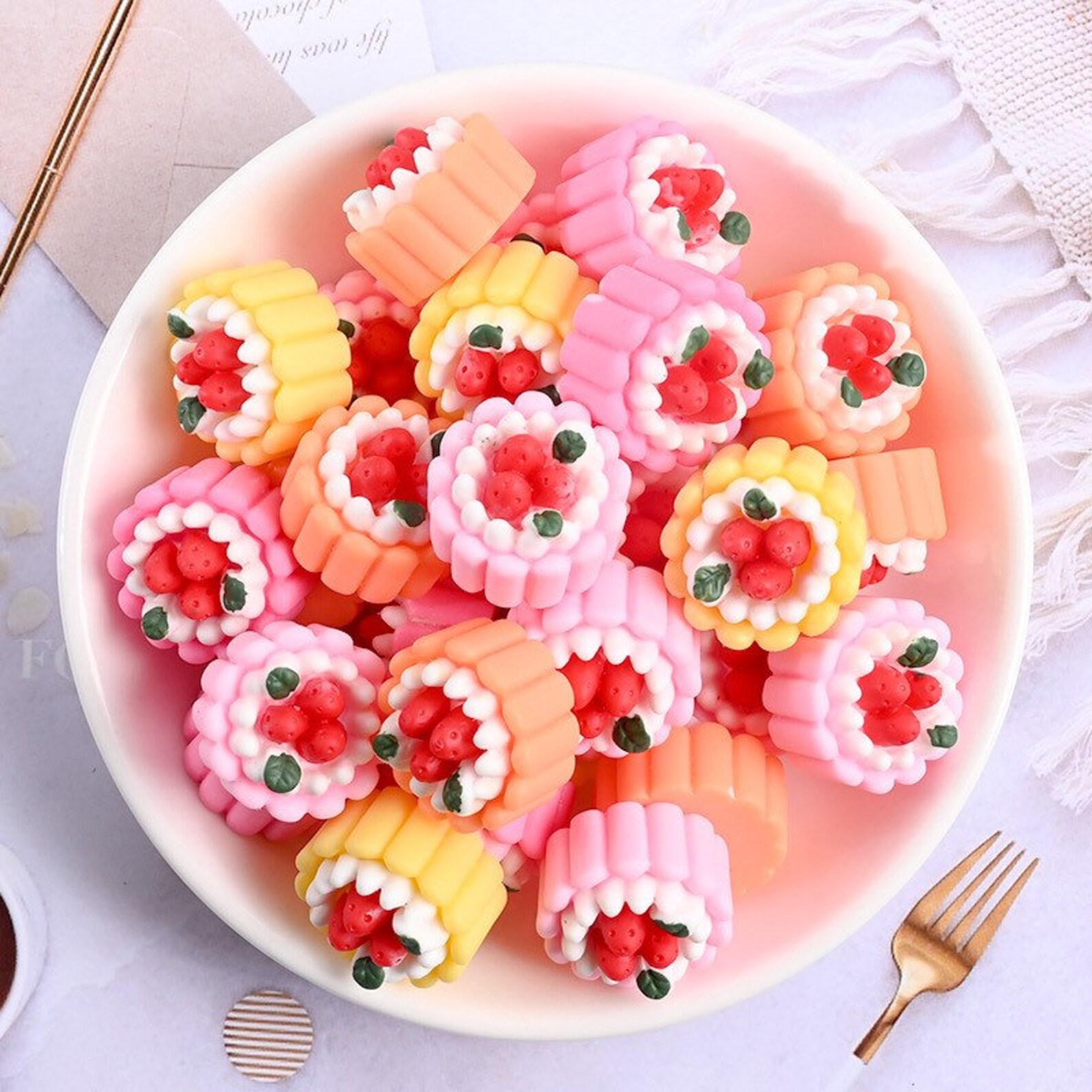 Simulation Mini Cake Resin Charms Pendant for Jewelry Making DIY ...