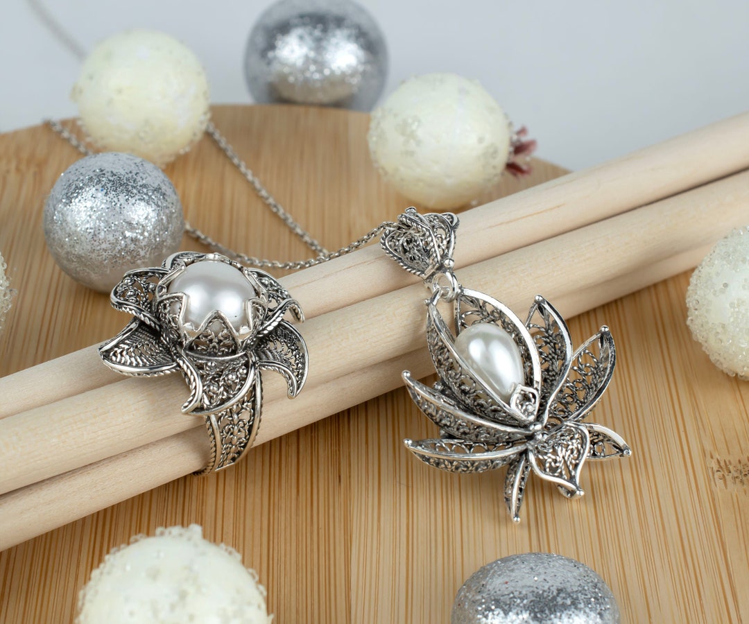 Pearl 925 Sterling Silver Filigree Art Lotus Flower Women Cocktail Ring ...