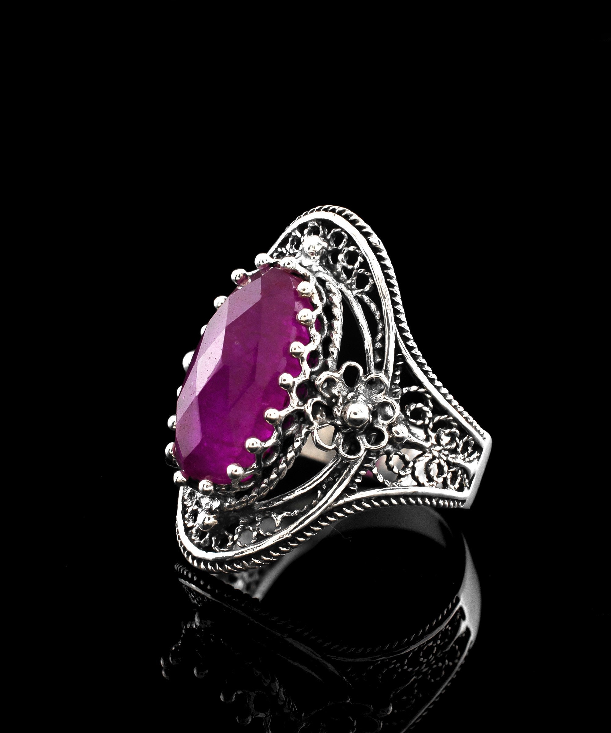 925 Sterling Silver Ruby Corundum Gemstone Women Cocktail Oval Ring ...