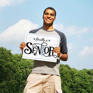 Cute Back to School Sign for Seniors, First Day of Senior Year Photo ...