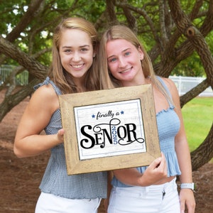 Cute Back to School Sign for Seniors, First Day of Senior Year Photo ...