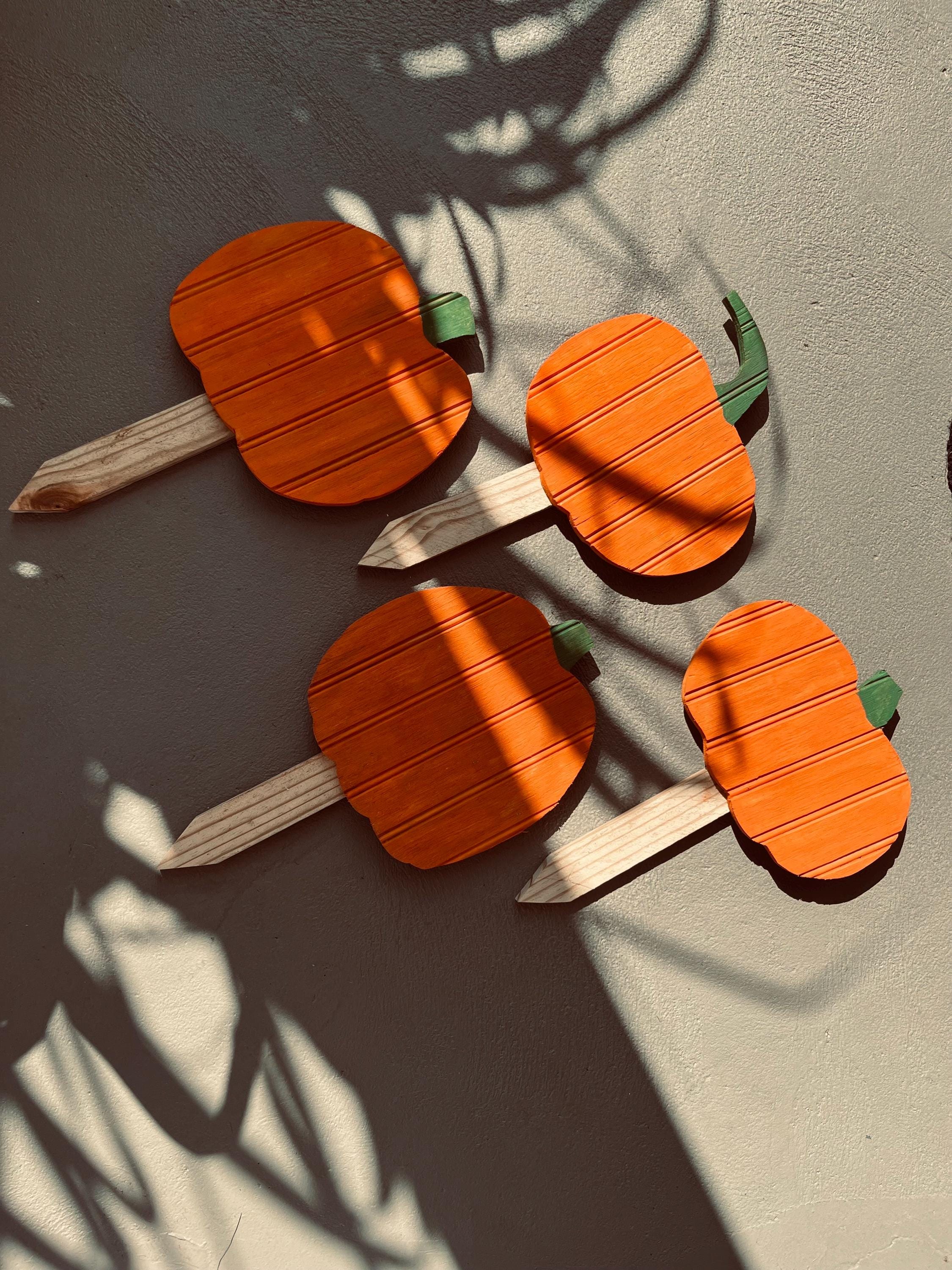 4 Pack Pumpkin Yard Stakes - Etsy