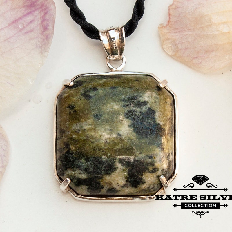 Serpentine Necklace - Etsy