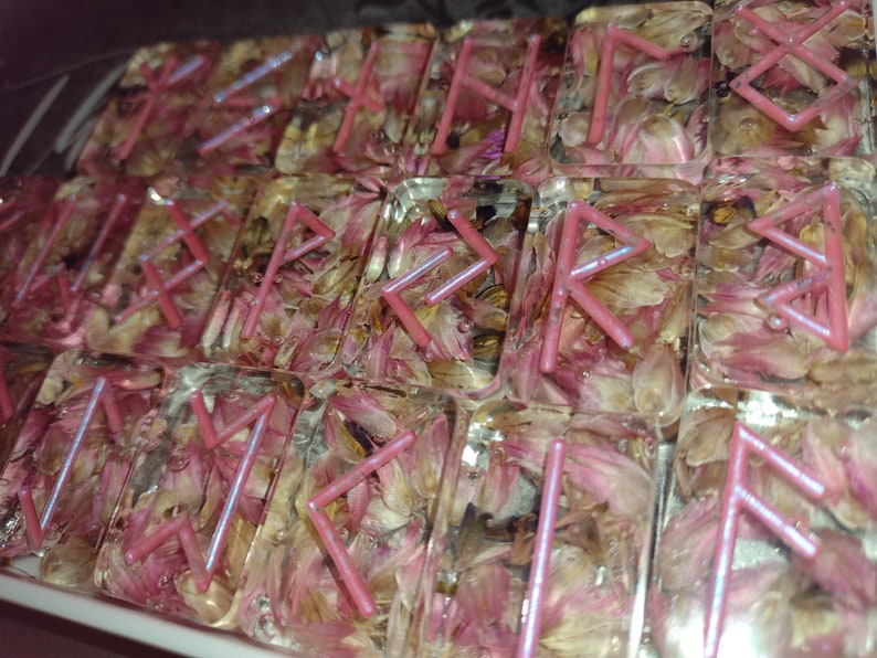 Futhark Runes Flowers Pink Spring Petals Set Gift - Etsy
