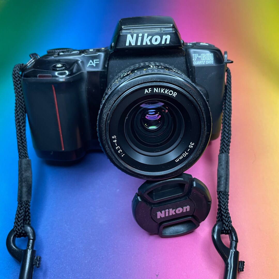 Nikon F601 AF 35mm SLR Analog Film Camera + 35-70mm F3.3-4.5 AF D ...