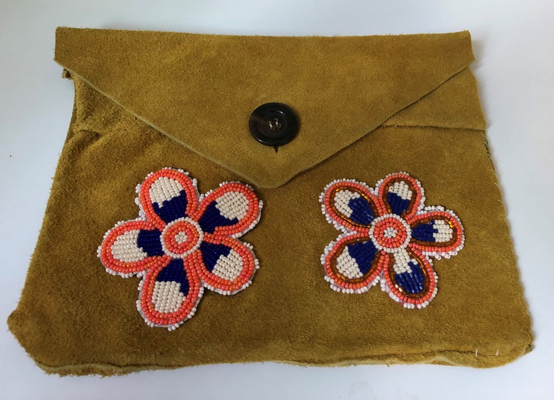 Native American Hand Crafted Moose Hide Beaded Purse - Indigenous Arts ...
